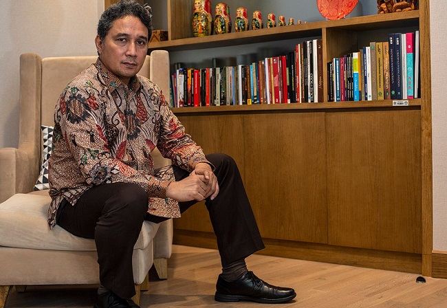 Beranikah Jokowi Mengganti Hilmar Farid? – SUARAISLAM.ID