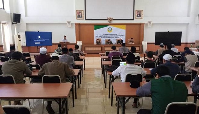 DDII Jabar Latih Para Dai Nulis Berita – SUARAISLAM.ID