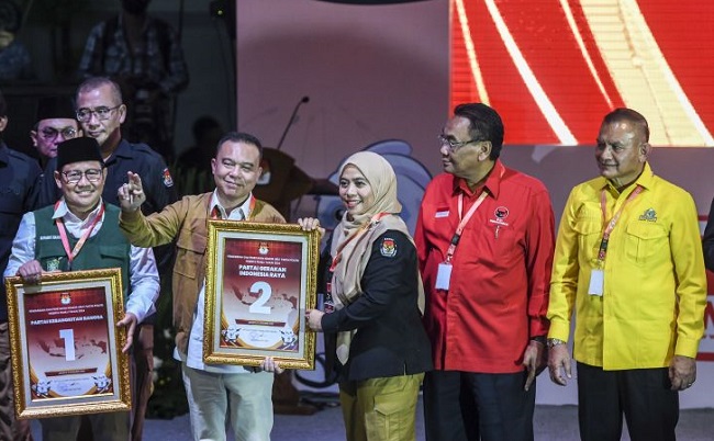 Nomor Urut Dua Partai Gerindra Dimaknai Victory, Romo Syafi'ie: Itu kan Mitos – SUARAISLAM.ID