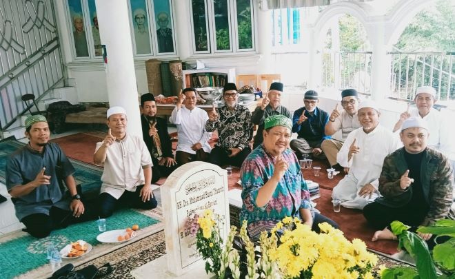 Silaturahmi di Al Ihya dan Cerita KH Abdullah bin Nuh Bertemu Nabi ...