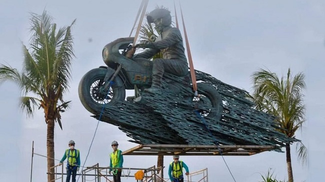 Negeri 'Budeg' dan 'Gendeng' – SUARAISLAM.ID