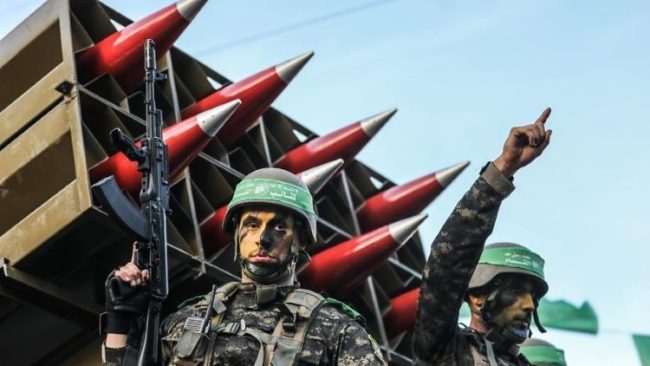 Dengan Peluru Al-Yassin 105, Al-Qassam Hancurkan Tank Israel ...