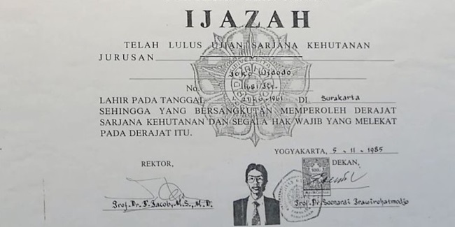 Ijazah Palsu = Presiden Palsu – SUARAISLAM.ID