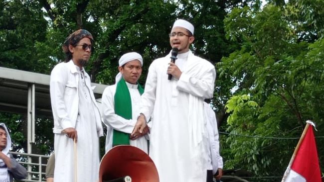 Kecam Kekerasan Aparat dalam Demo DPR, FPI Minta Prabowo Benahi ...