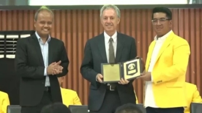 Inilah Tulisan Peter Berkowitz Terbaru Setelah Kunjungannya ke Indonesia – SUARAISLAM.ID