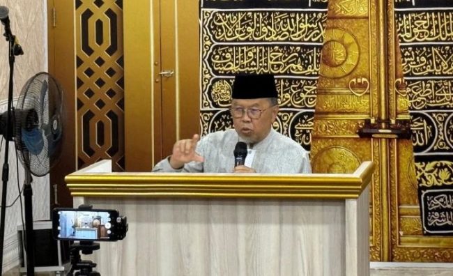 Ceramah di Masjid At Tin Binjai, Kiai Didin Ajak Umat Islam Sinergi ...